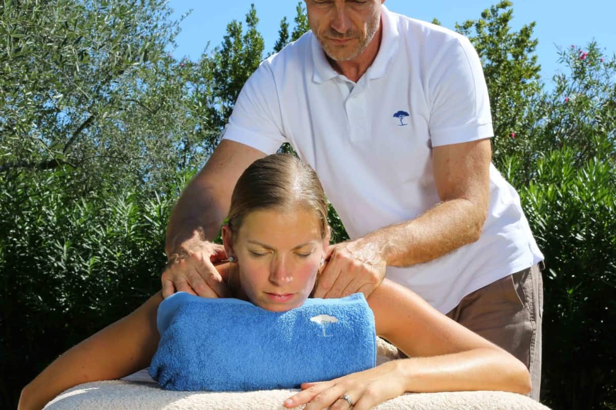 Offrez Vous Un Massage Déstressant Et Relaxant Par Blue Tree Massage